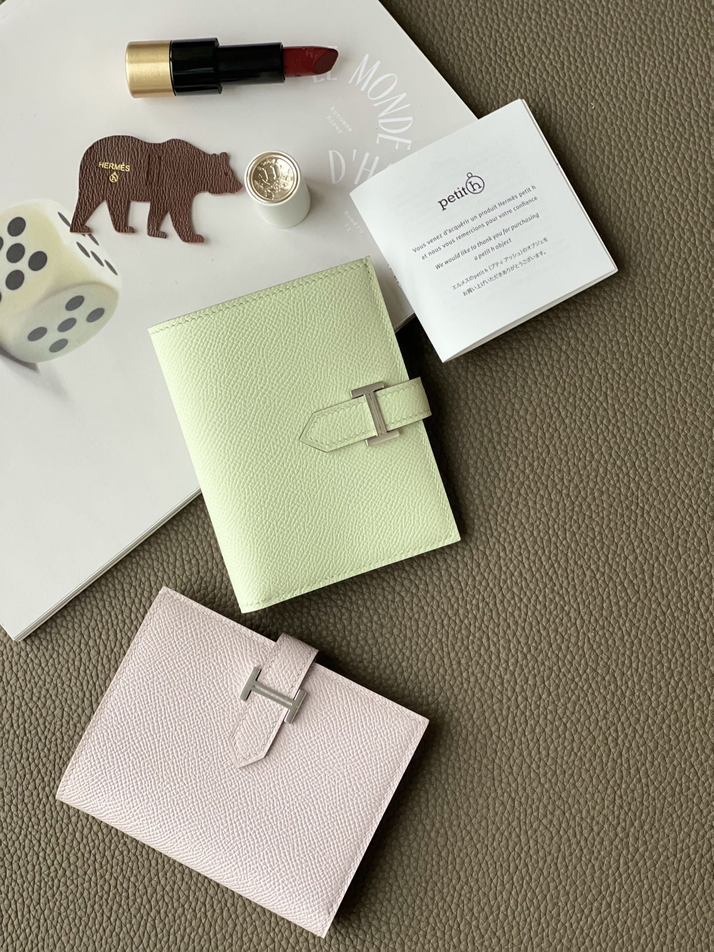 HM MINI BEARN WALLET 10.5 EPSOM SILVER HARDWARE – LUXEIFY