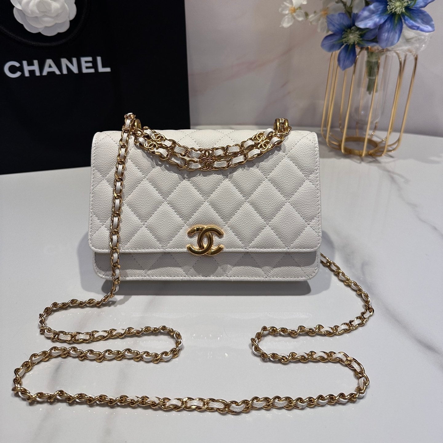 CC 24K Woc 19cm Cream Grained Calfskin Gold Hardware – LUXEIFY