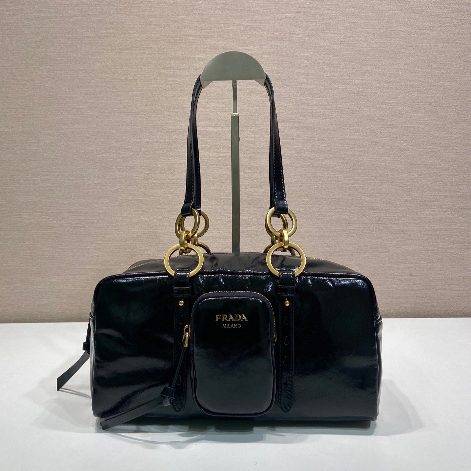 LARGE RECTANGULAR BAG 30 IN BLACK OIL WAX LAMBSKIN GOLD HARDWARE – Luxeify4