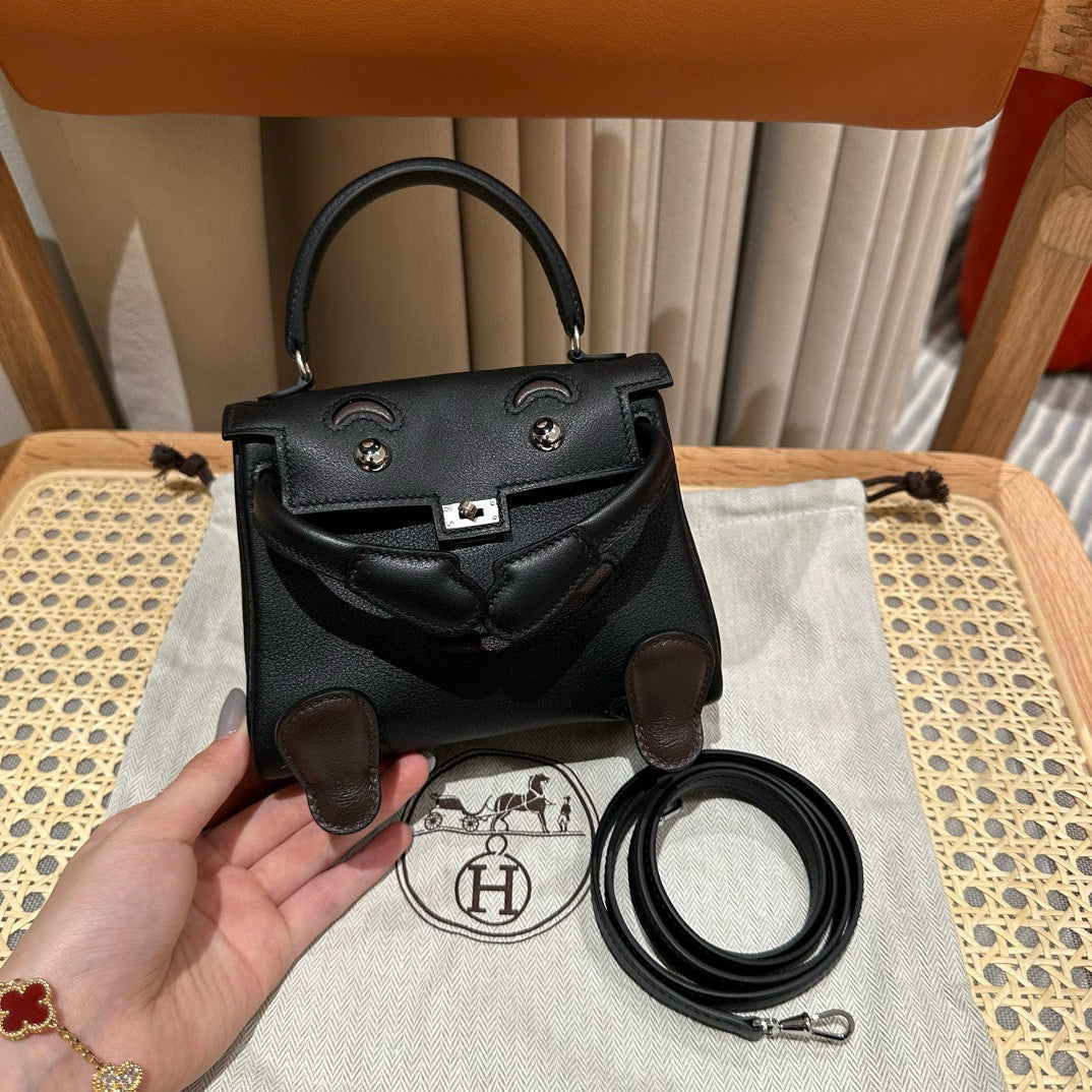 HM Kelly Doll 16cm Black Gulliver Leather – LUXEIFY